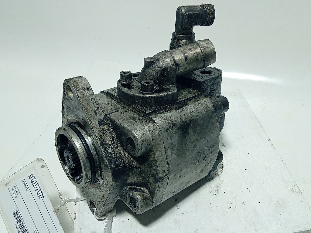 35296518 servo pumpa za Renault Midlum | 00 kamiona