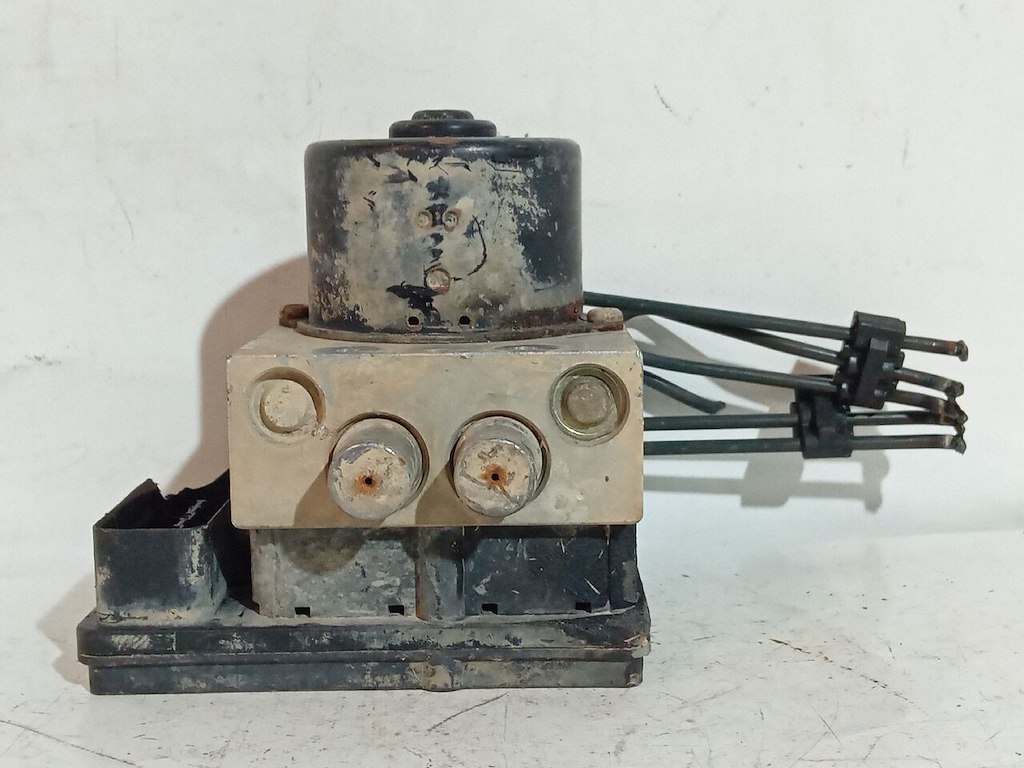 62109-5034 pneumatski ventil za Nissan kamiona