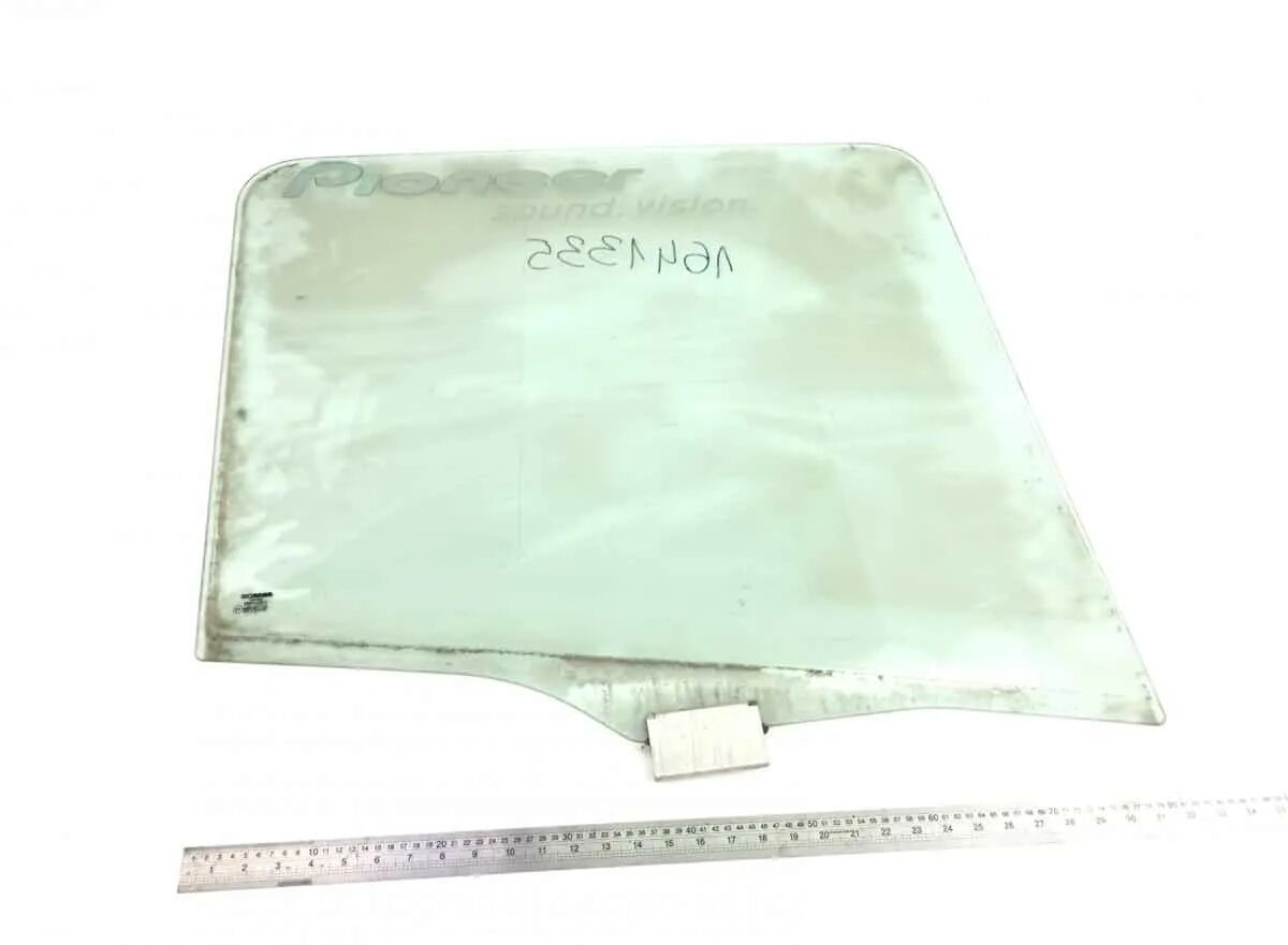 Geam Dreapta Ușă Mare 1306260 pričvršćivači za Scania kamiona