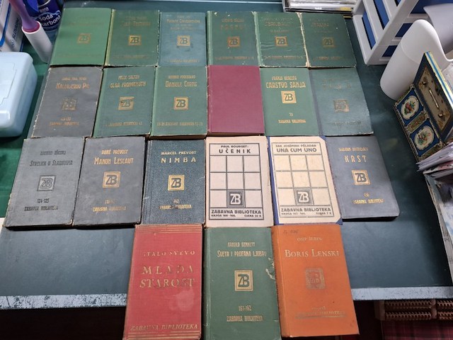 Zabavna biblioteka LOT od 20 knjiga