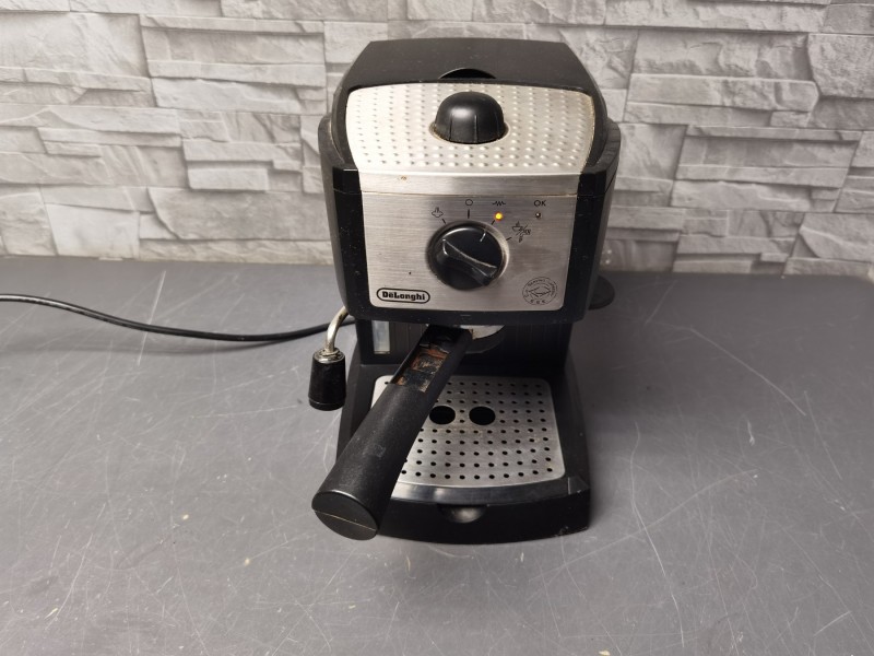 DeLonghi EC155 aparat za kafu