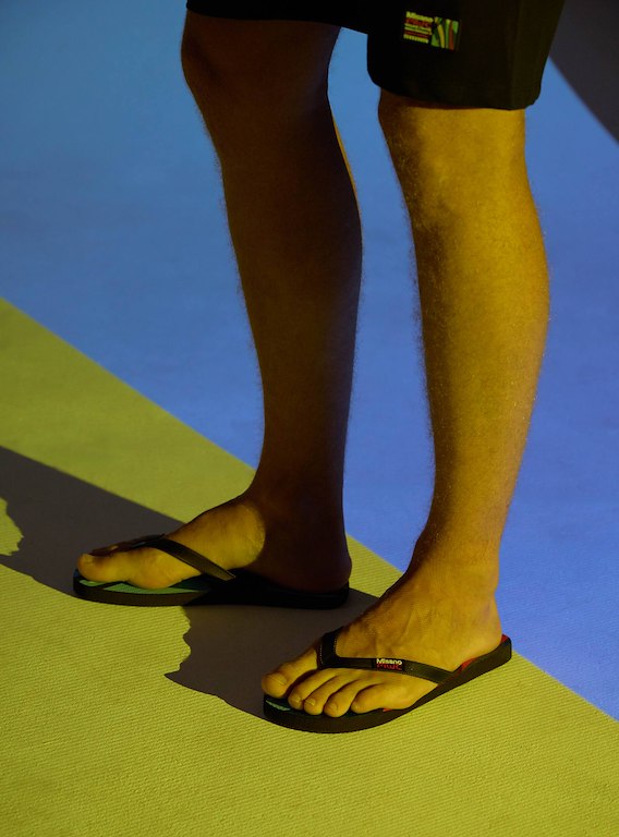 MWC logo flip-flops Var crna