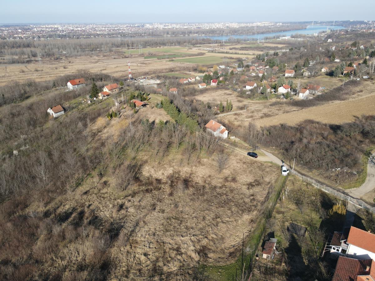 Nekretnina 1340, Ekskluzivna prodaja - Torine - građevinski plac sa predivnim pogledom na Novi Sad - 4952m2 - 227000 eura Novi Sad, Ledinci