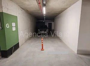 Izdavanje Garaža - Beograd, Savski Venac: Beograd na vodi - Palata pravde