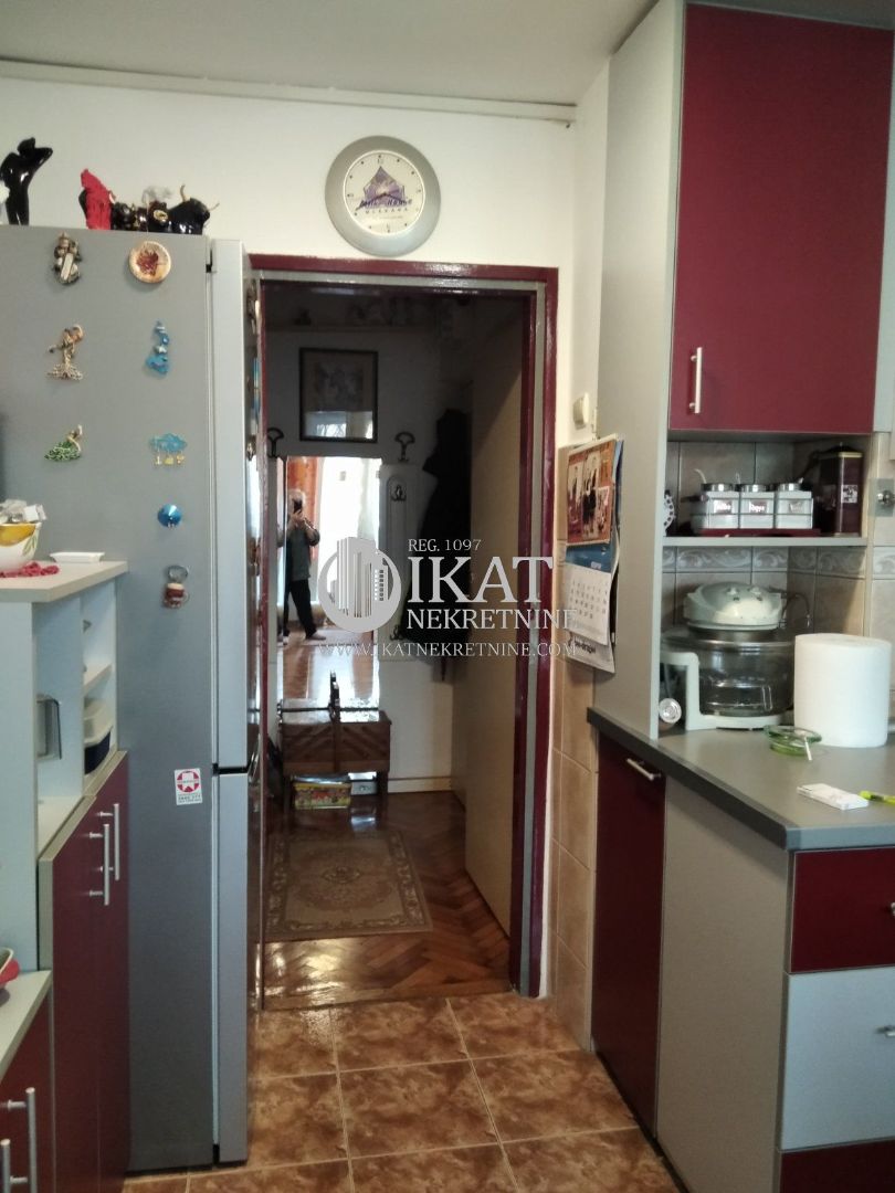 Kanarevo brdo, Srpskih udarnih brigada 40m2 ID#4113 89.000 €