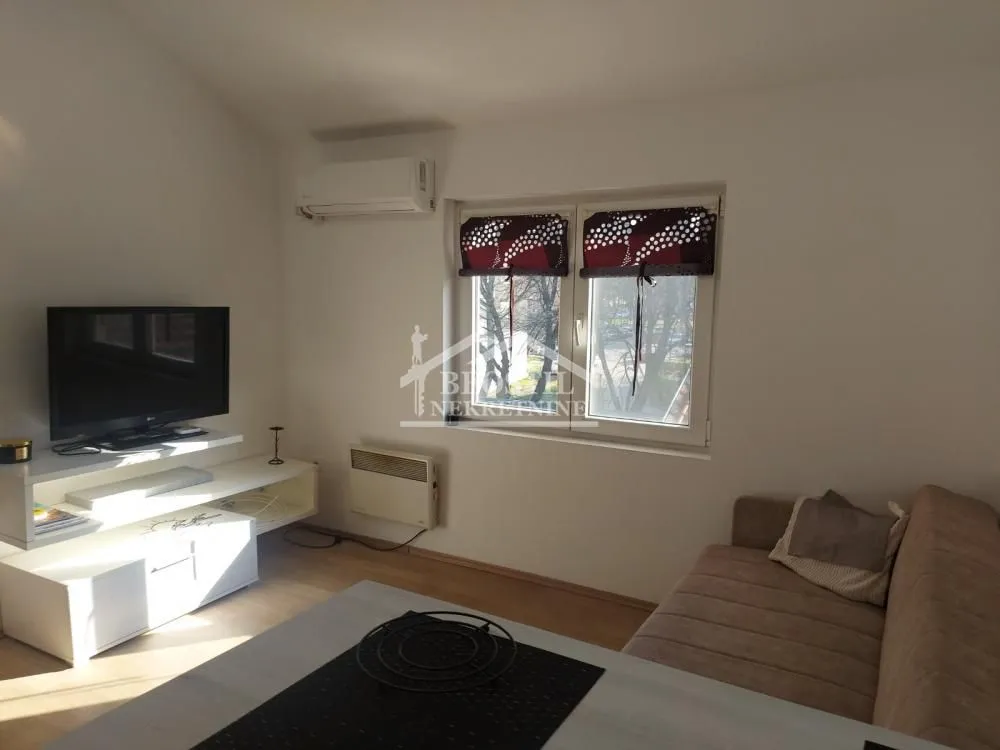 Izdavanje, jednosoban stan, 39m2, Retenzija, Beograd