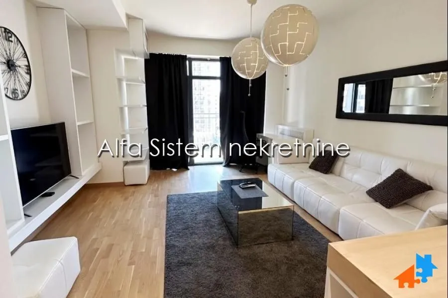 Izdavanje, trosoban stan, 90m2, Beograd Na Vodi, Beograd