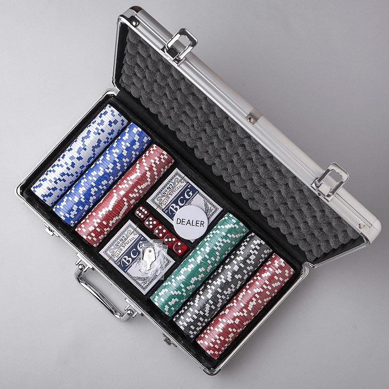 Cipovi za poker 300 komada sa dva špila karata u koferu