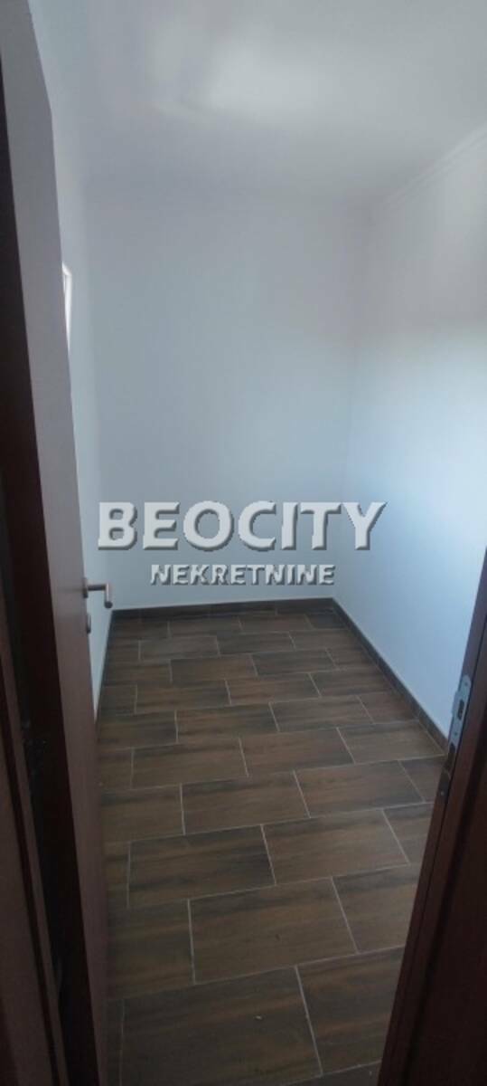 Grocka, Kaluđerica, Milana Rakića, 2.5, 40m2, 56000EUR