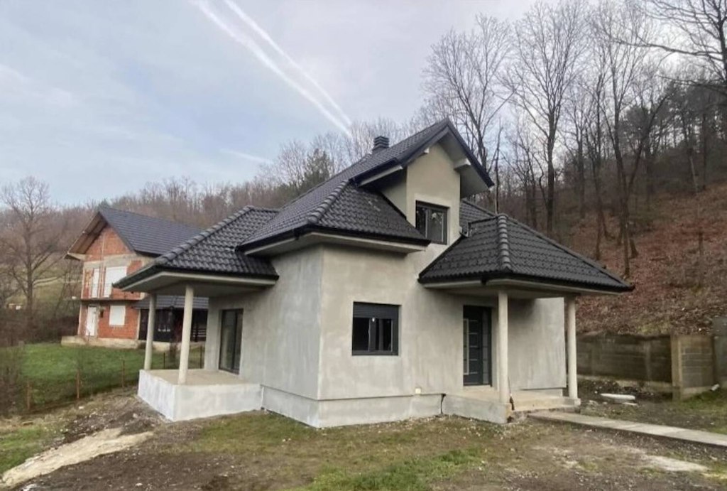 Kuca na prodaju 130m2 Jovac-Kraljevo