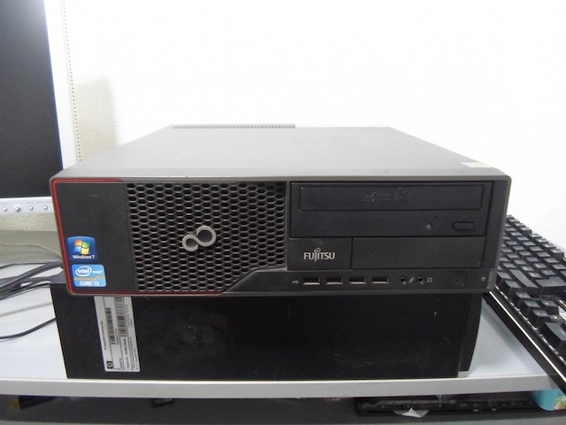 Fujitsu ESPRIMO E700 E90+ CPU i3-2120/4GB/250GB