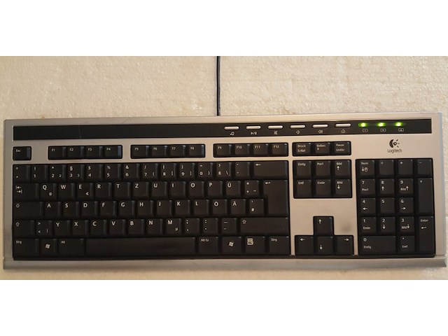 Logitech UltraX Premium DE Tastatura