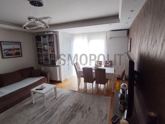 Zvezdara, Lion, Radoja Domanovića , 3.0, 64m2, 250000 EUR