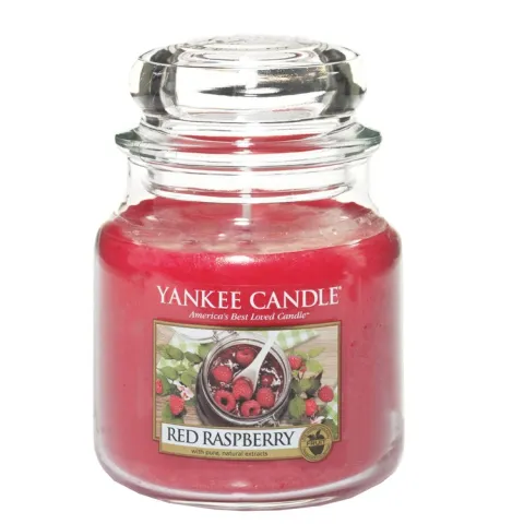 Red Raspberry - Yankee Candle mirisna sveća M (malina, jagoda, šećer, mošus)