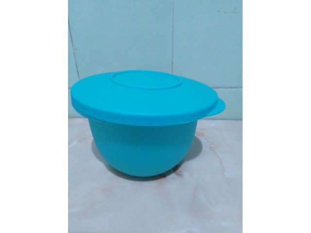 Tupperware posuda nova klasika 550ml , kom