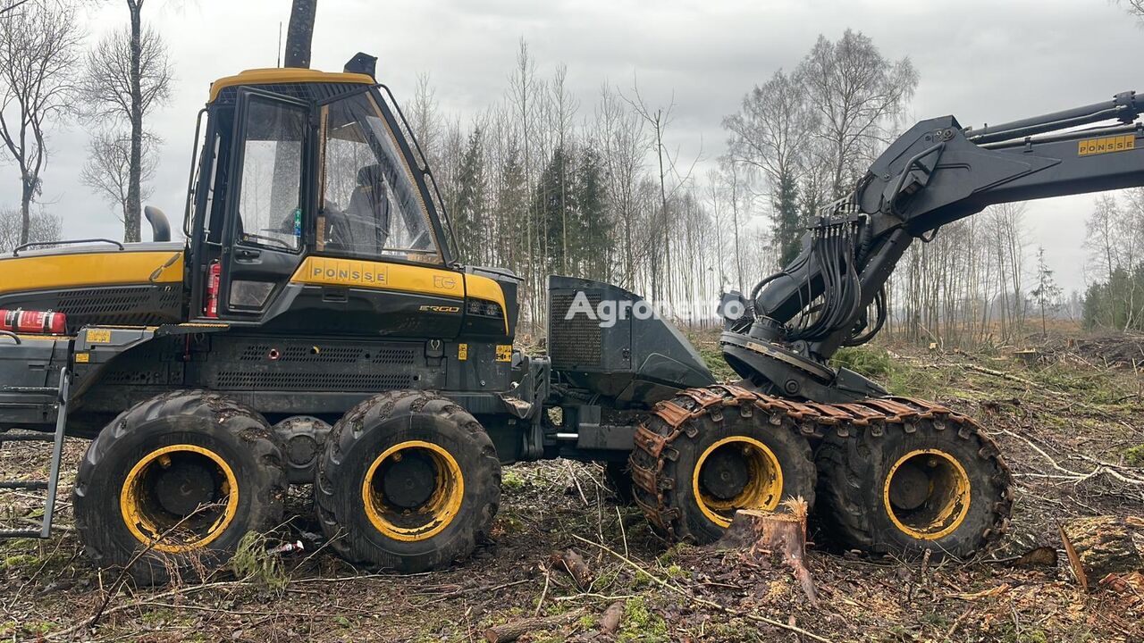 Ponsse Ergo 8W harvester