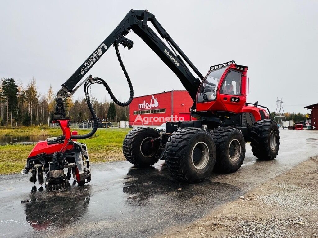 Komatsu 951 harvester