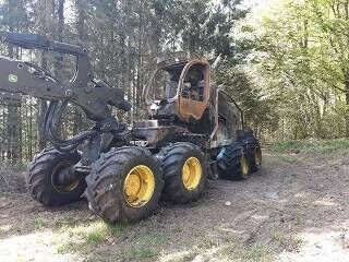 John Deere 1270G Demonteras/Breaking harvester