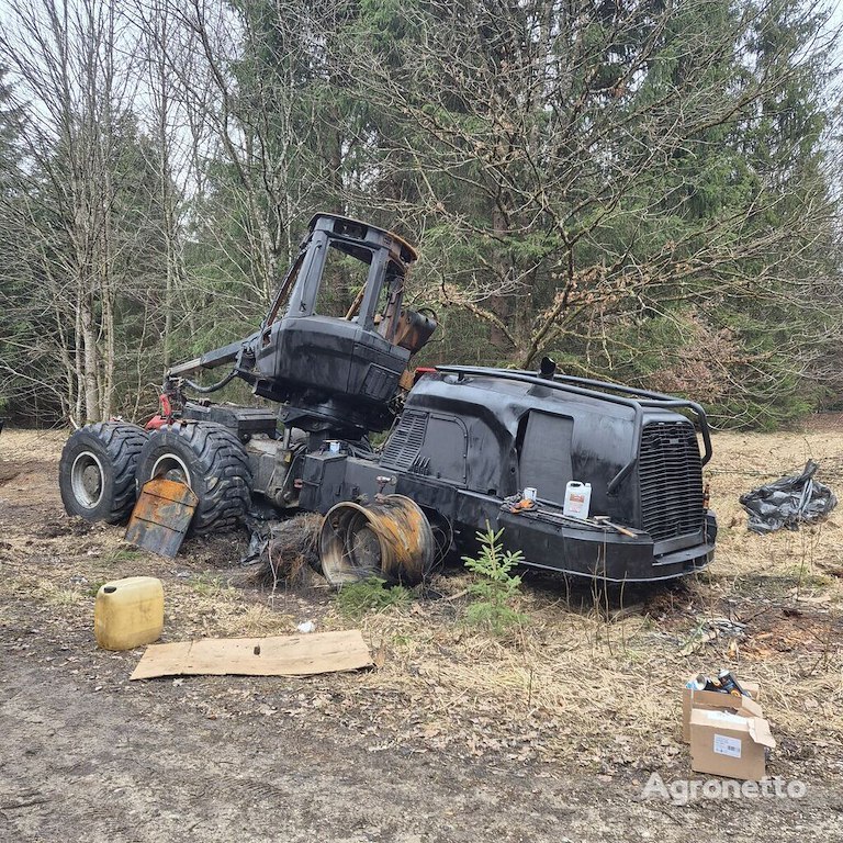 Komatsu XH 951-0 harvester po rezervnim delovima