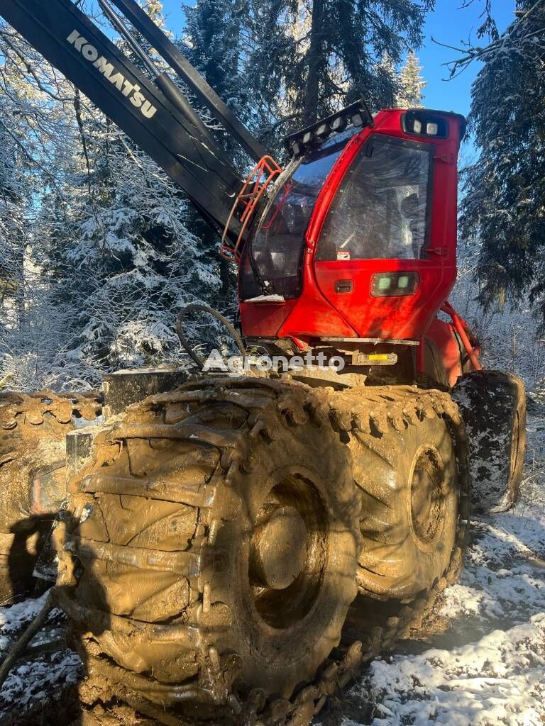 Komatsu 951 harvester