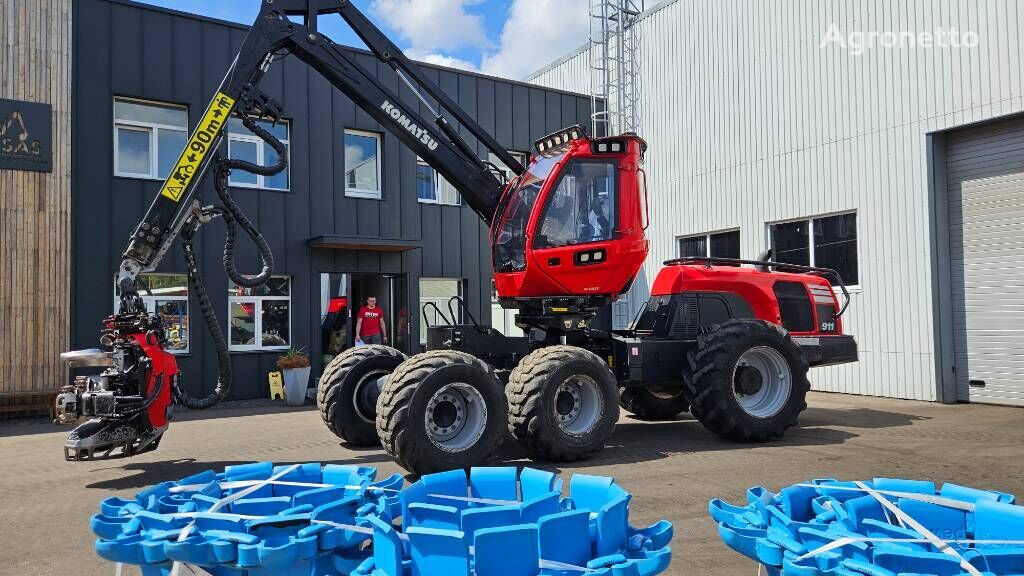 Komatsu 911 harvester