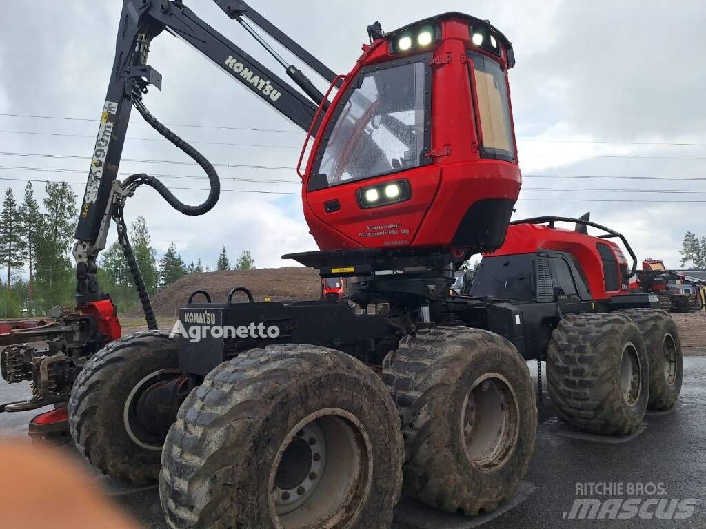 Komatsu 931XC harvester