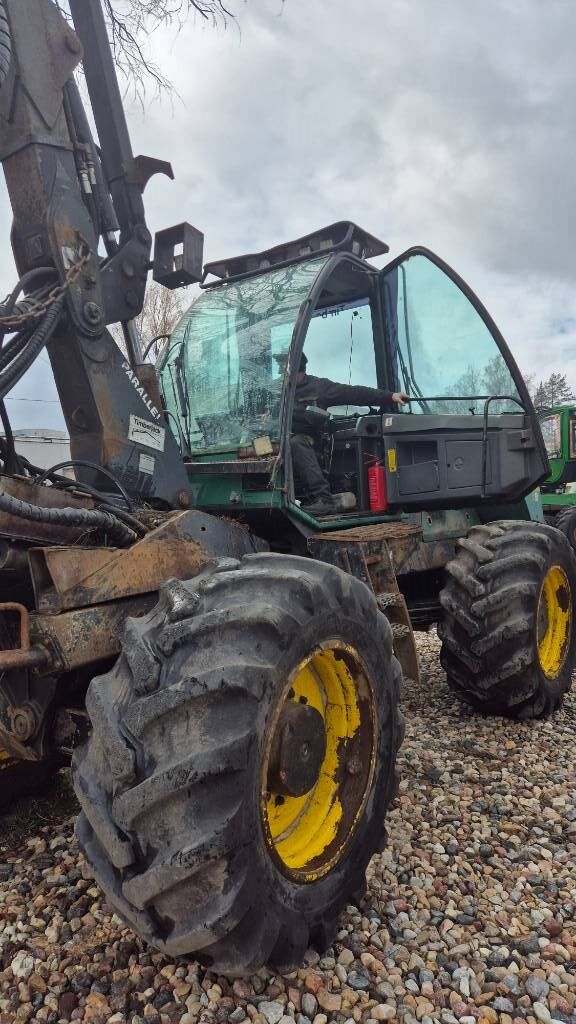 Timberjack 770 harvester