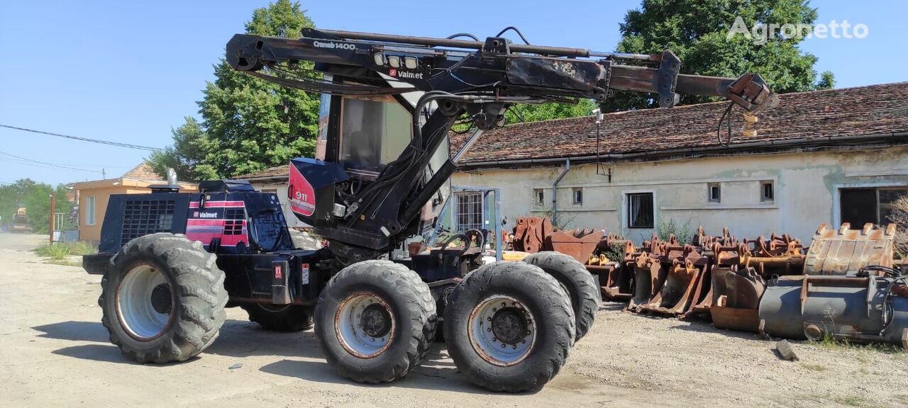 Valmet 911 harvester