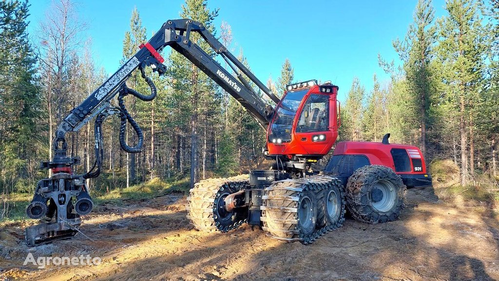 Komatsu XH 931-2 harvester