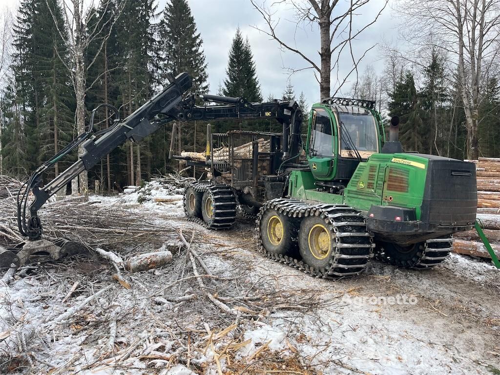 Prodaje se John Deere 1910G forvarder na aukciji