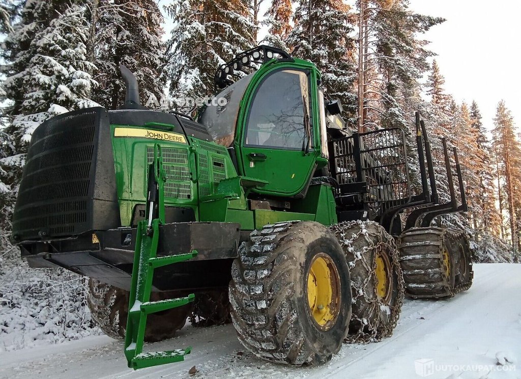 Prodaje se John Deere 1210G forvarder na aukciji