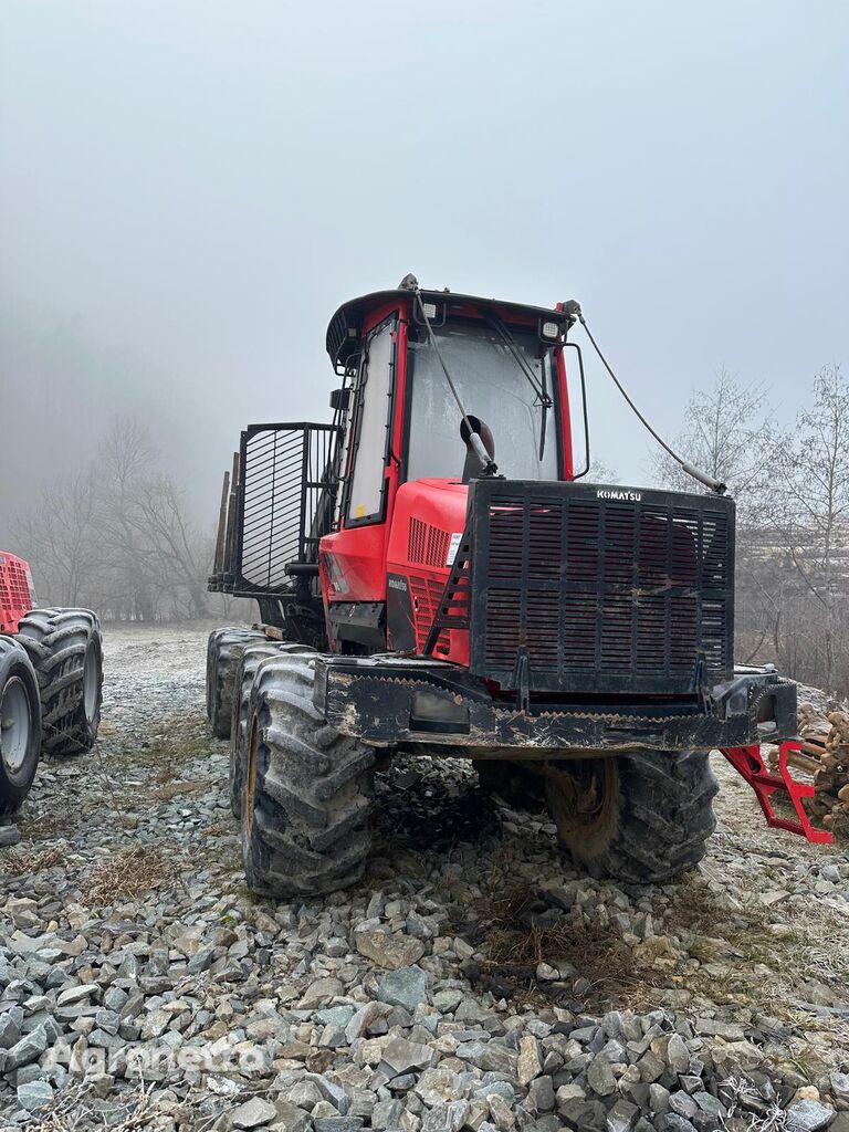 Komatsu 845 forvarder