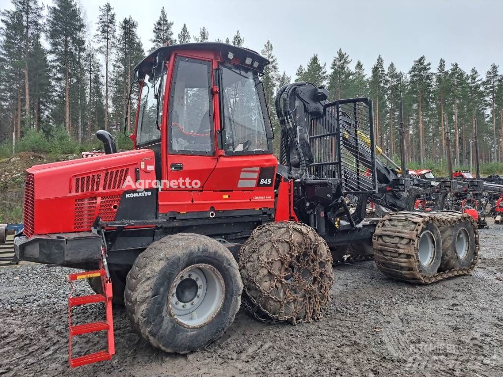 Komatsu 845 forvarder