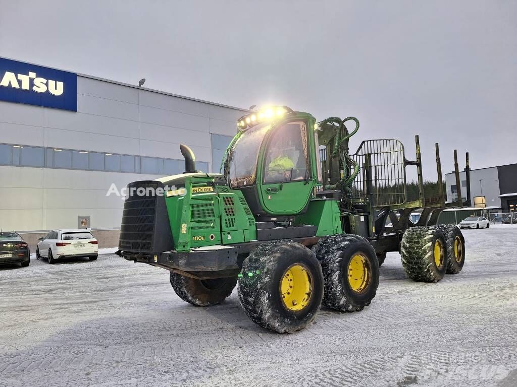 John Deere 1110 E IT 4 forvarder