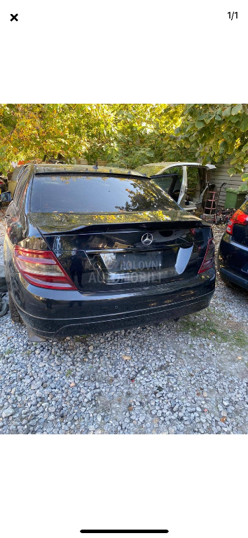 Delovi za Mercedes C klasu w204