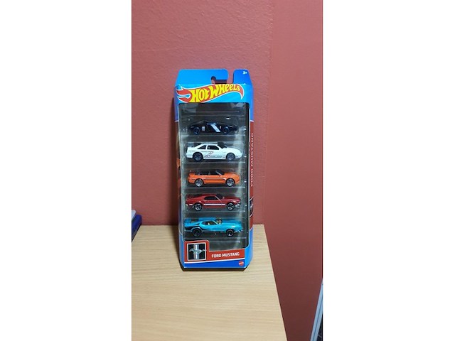 Ford Mustang Hotwheels set