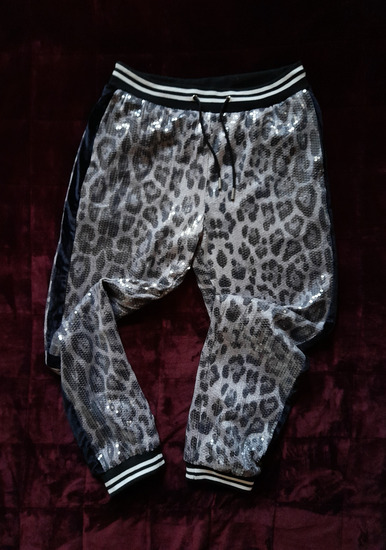Jaded London trenerke krljust