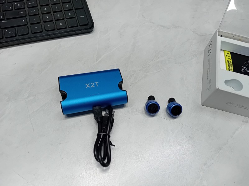 X2T Bluetooth Wireless Stereo Mini Headphone Earphone