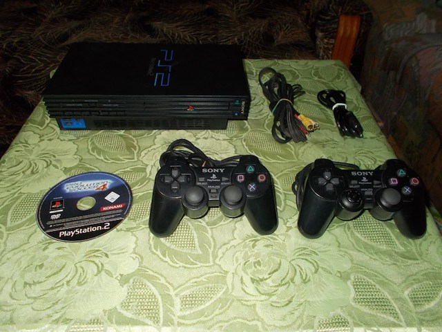 Sony PlayStation 2 - model SCPH-35004 + 2 dzojstika