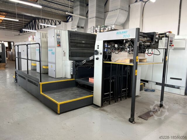 SHEETFED OFFSET PRESS
Man Roland R 702 3B P