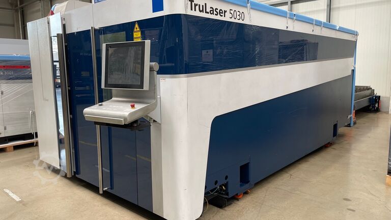 Fiber laser Mašina za sečenje
TRUMPF TruLaser 5030 fiber