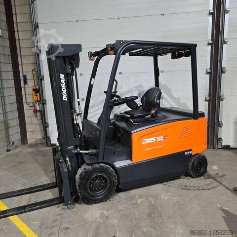 Viljuљkar
Doosan B 35 X-7