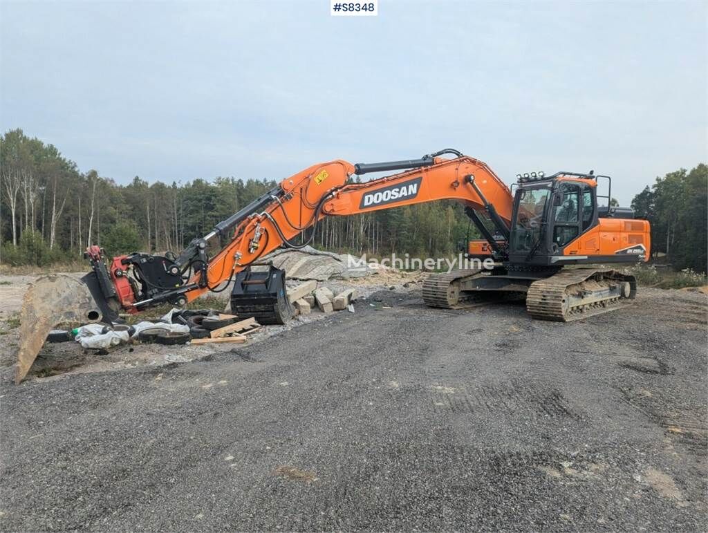 Doosan DX255LC with 120 h! Tiltrotator and buckets (SEE V bager guseničar