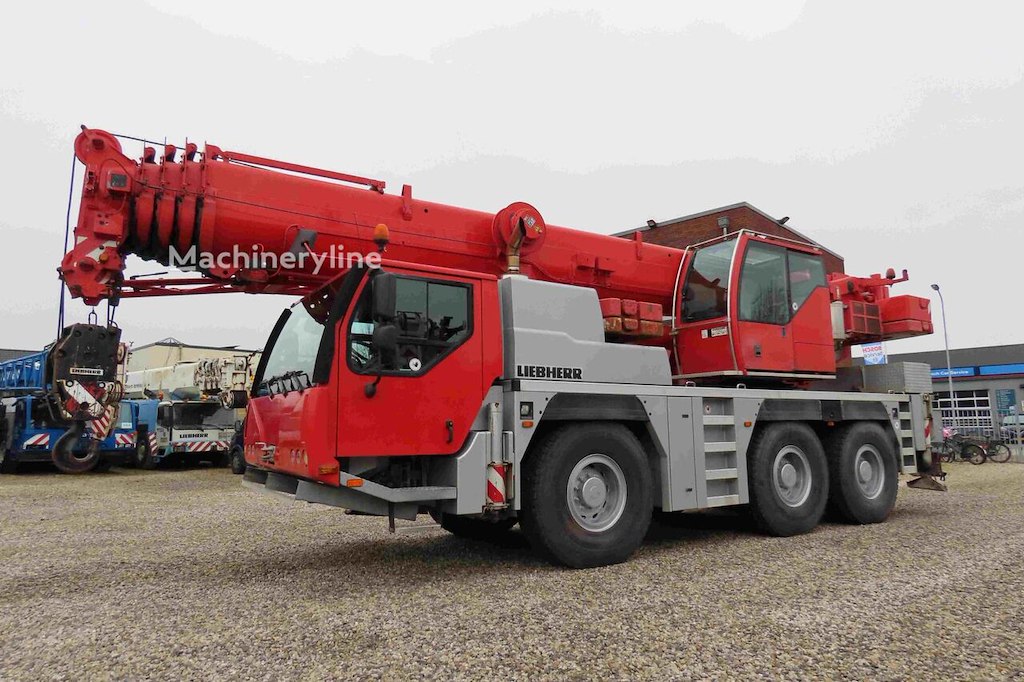 Liebherr LTM 1055-3.2 pokretna dizalica