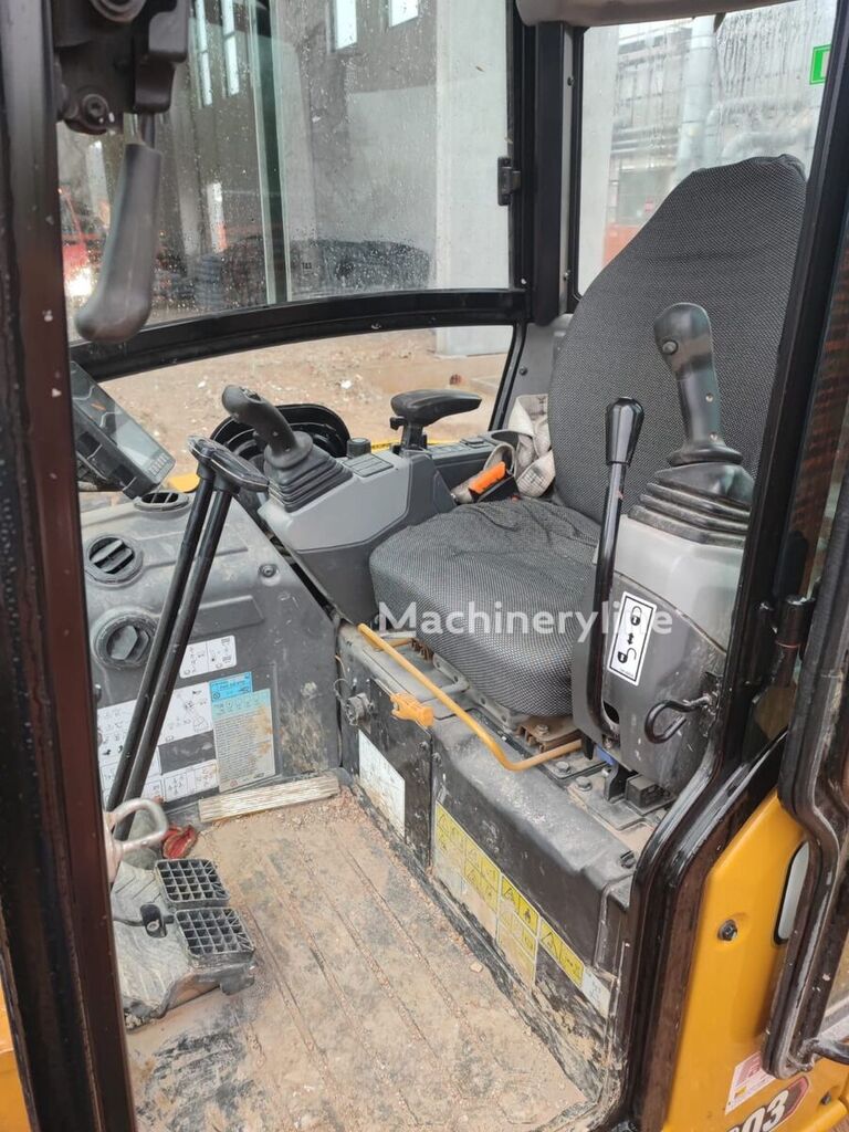 Caterpillar 303CR mini bager