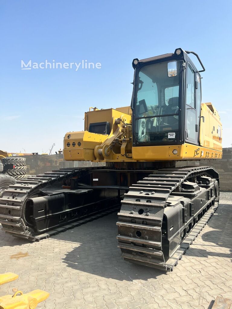 Novi Caterpillar 395 bager guseničar