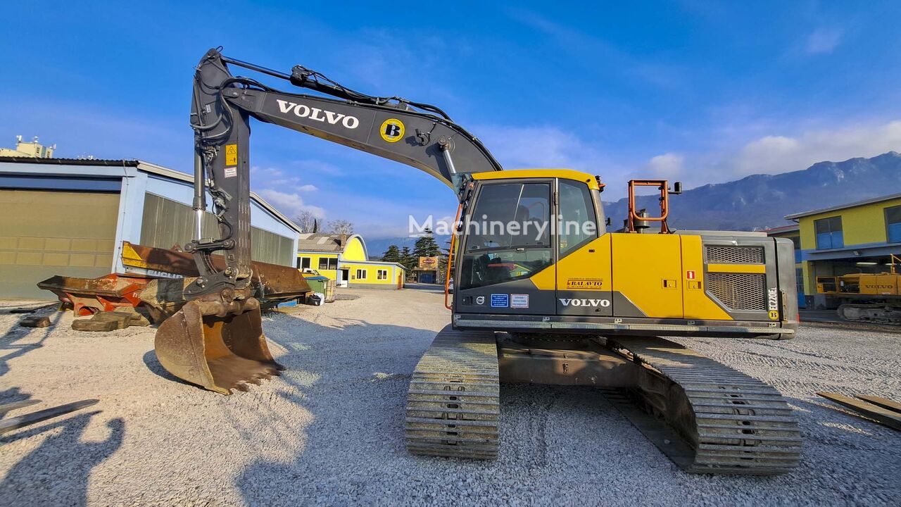 Volvo EC220EL bager guseničar