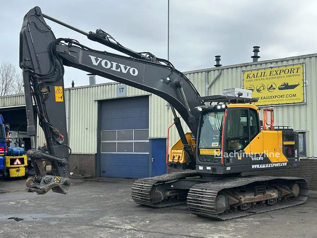 Volvo EC220 EL Track Excavator 25T. 4700h only Hammer Line CE Good Con bager guseničar