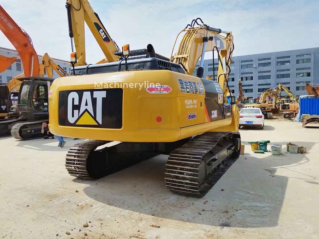 Caterpillar 330D bager guseničar