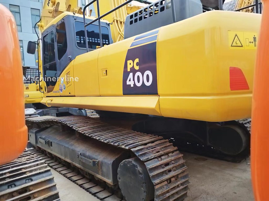 Komatsu PC400-8 bager guseničar